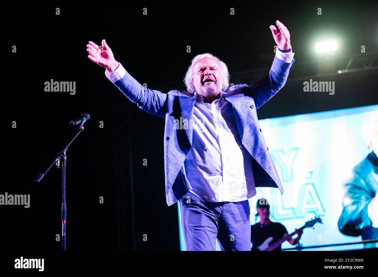 Jerry Cala' & Sabrina Salerno performs last 7 September 2024 in lago le ...