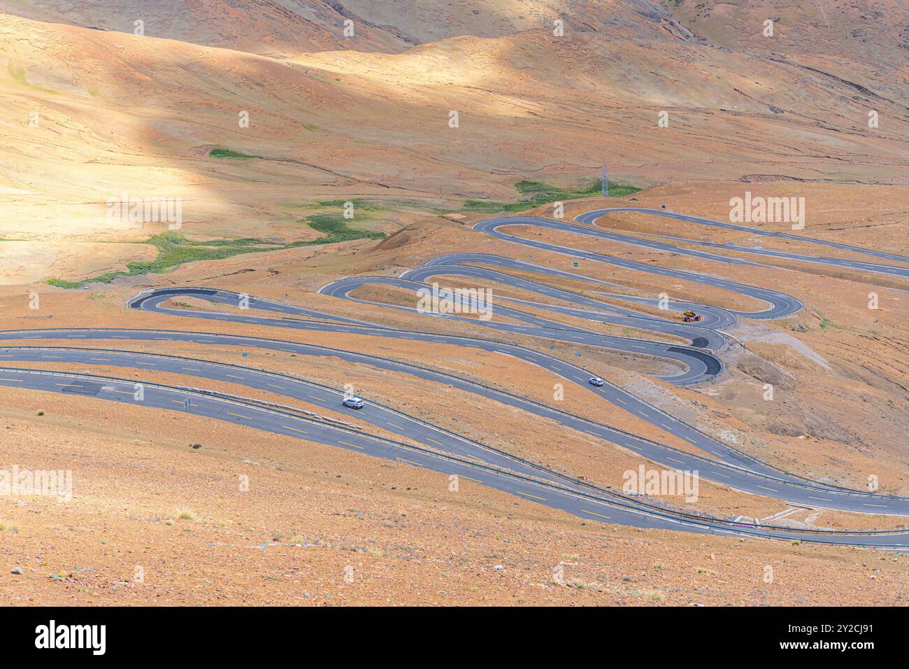 Winding Roads of Friendship Highway En Route to Mount Everest in Tibet ...