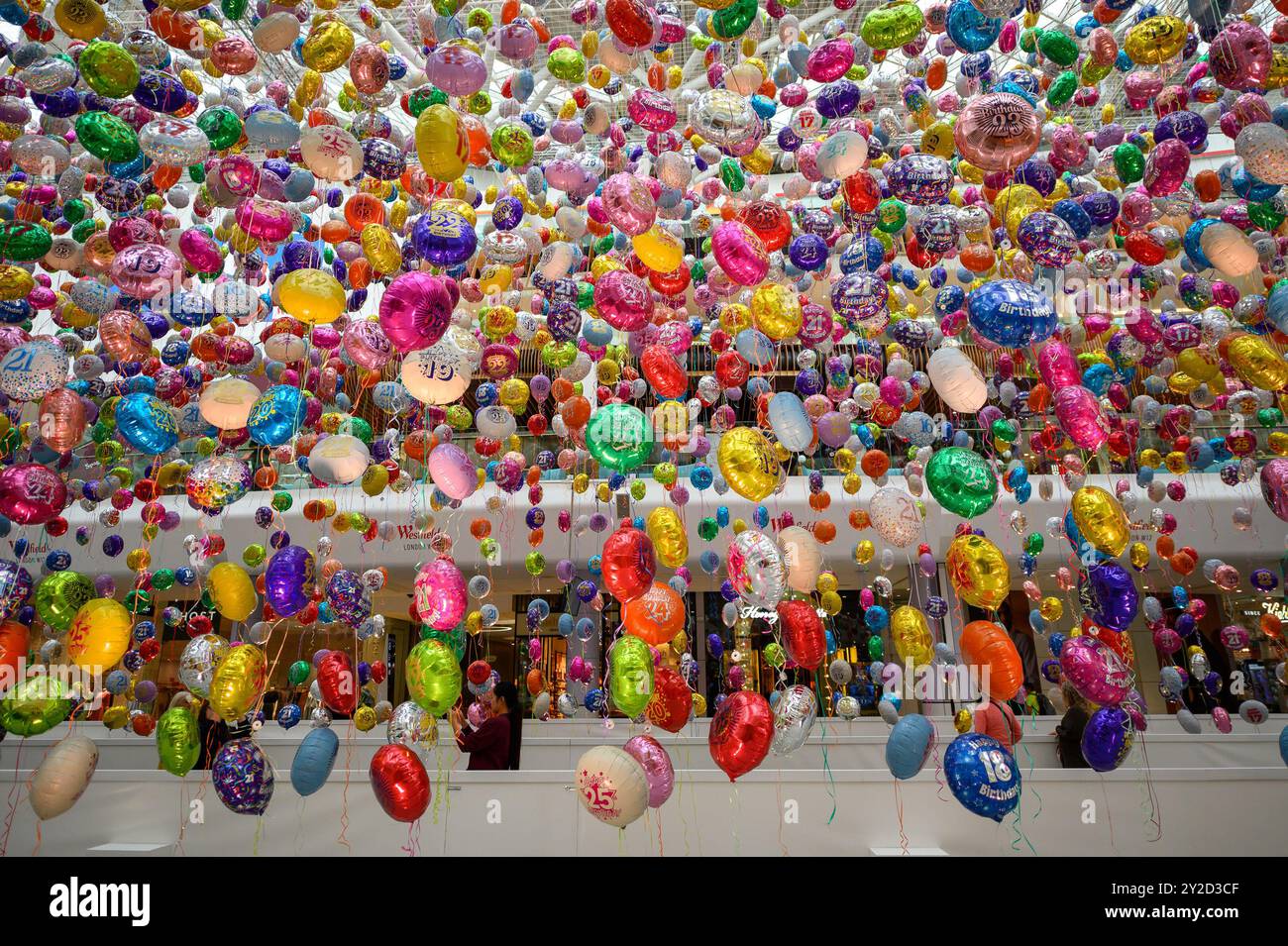 Wednesday balloons hi-res stock photography and images - Alamy