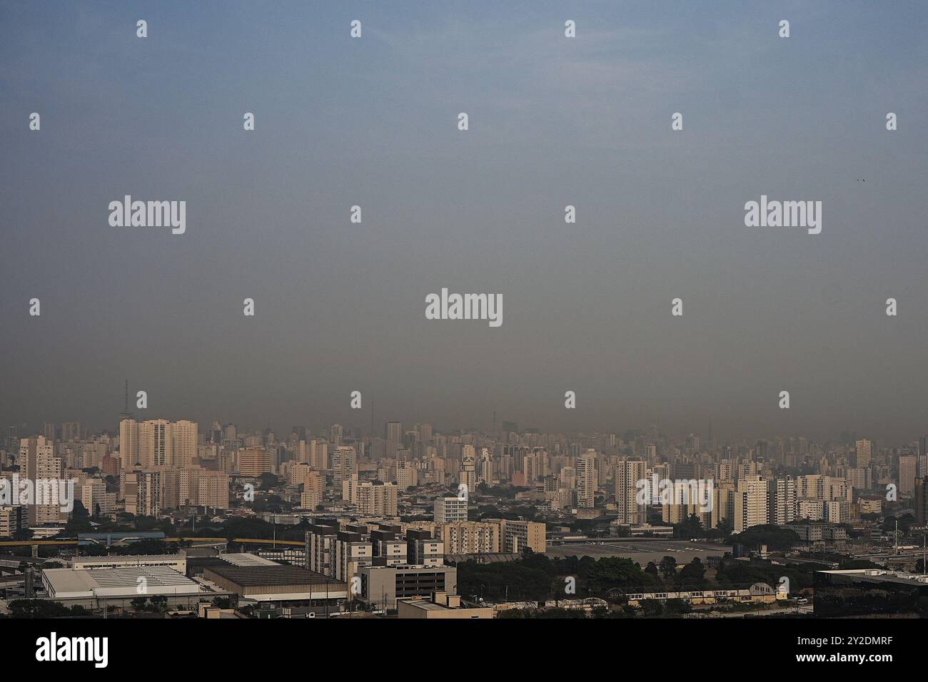 Air pollution city ranking hi-res stock photography and images - Alamy