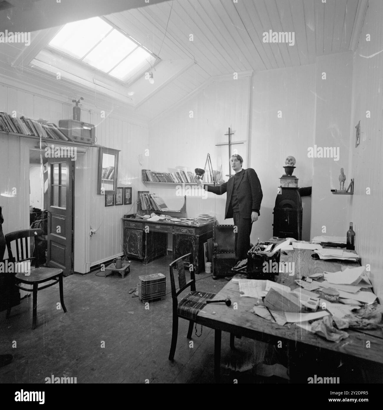 Current 9-4-1968 : The Pollan man who loves Pollan.Ole Jørgen Pollan ...