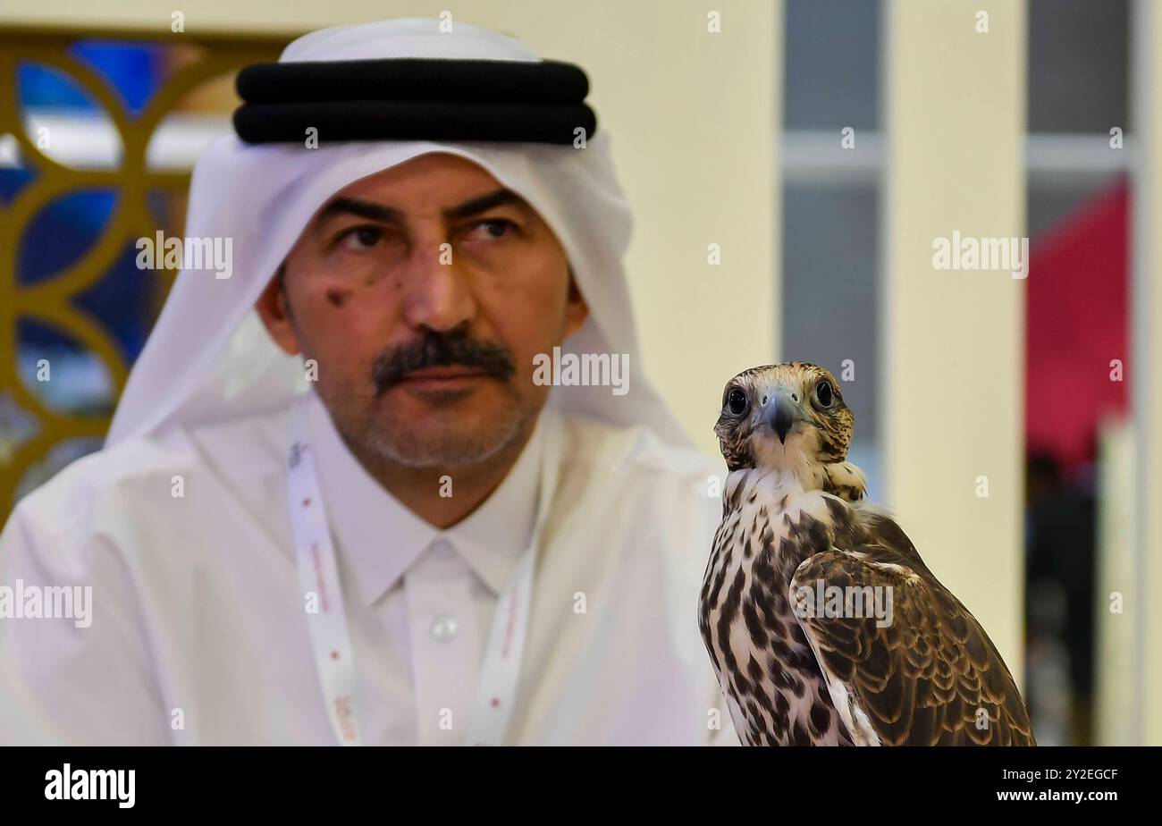 INTERNATIONAL HUNTING AND FALCONS EXHIBITION IN DOHA An Qatari ...