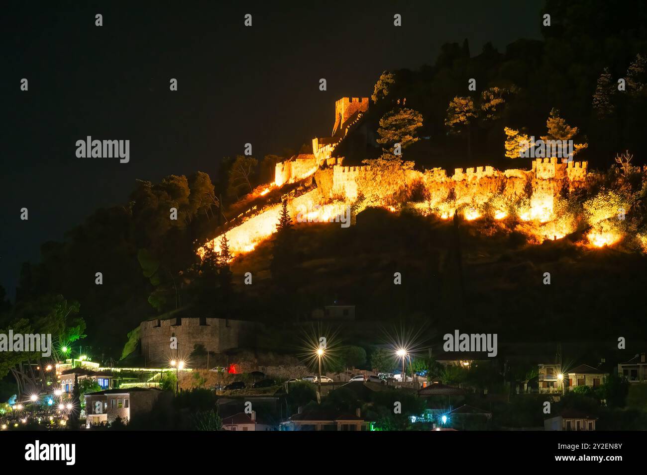 The castle of Nafpaktos ato night with the city lights Stock Photo - Alamy