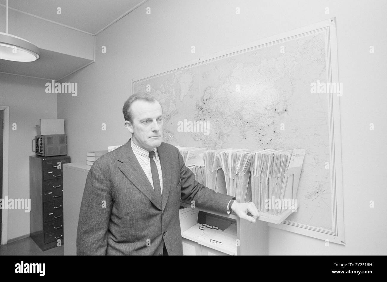 Current 1-6-1973 : Norway's man in Interpol.For the first time, a ...