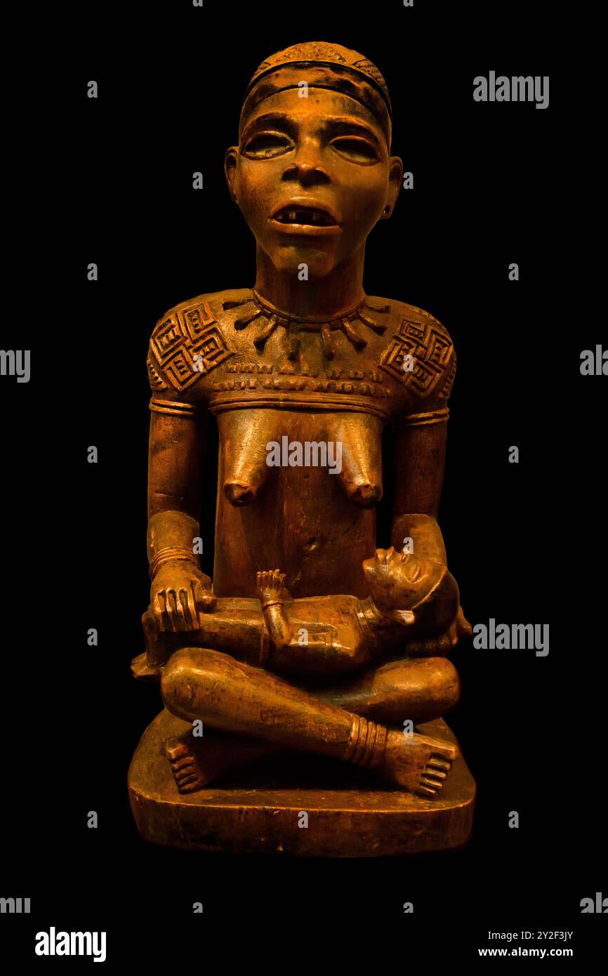 Statue of Mother and Child early 20th Century, Kongo Central RD Congo ...