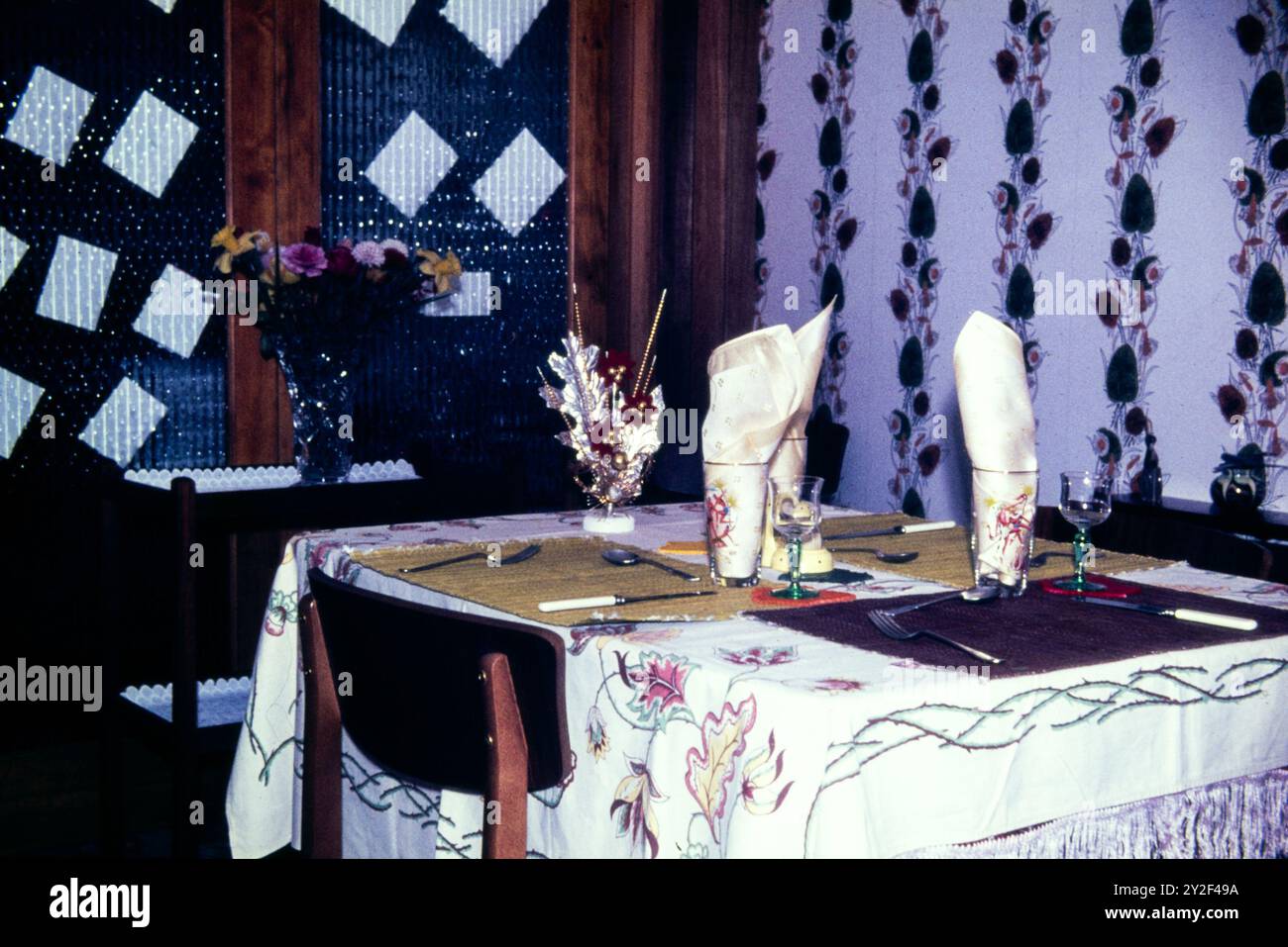 Authentic 1960s Christmas Day in a British home. 25th December 1966 ...