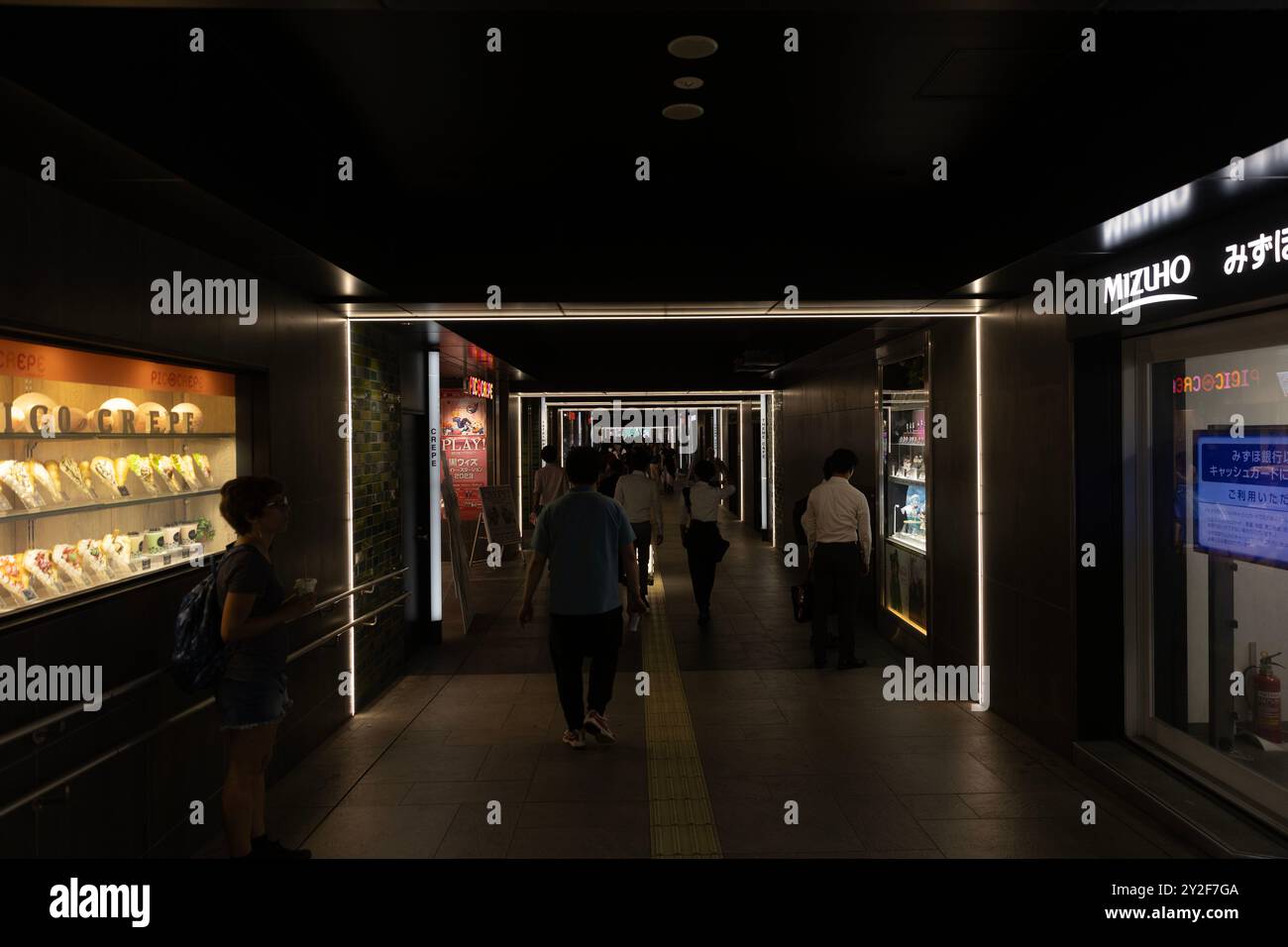 Japan futuristic store hi-res stock photography and images - Alamy