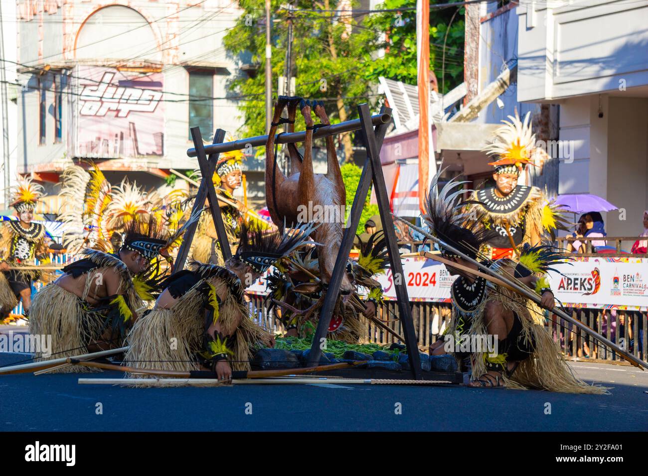 Bakar batu hi-res stock photography and images - Alamy