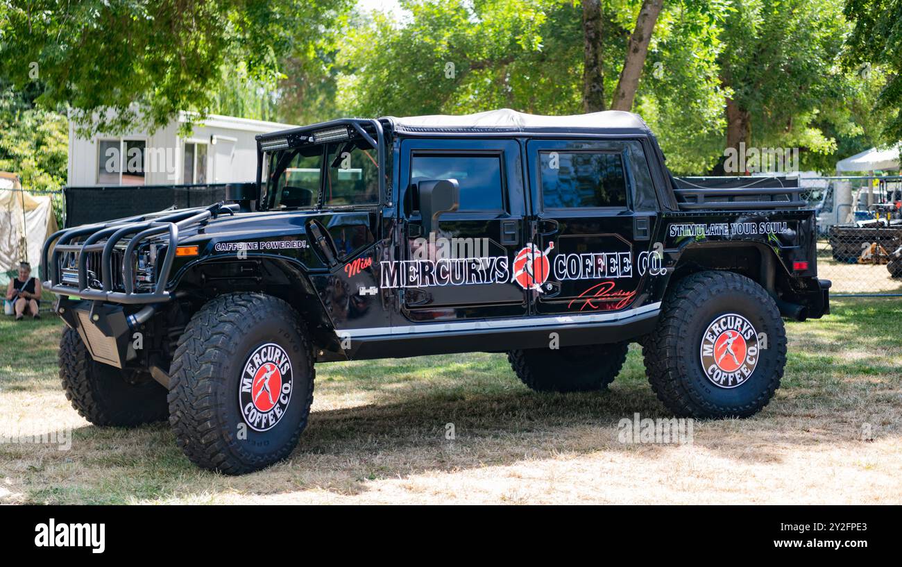 Hummer off road vehicle hi-res stock photography and images - Alamy