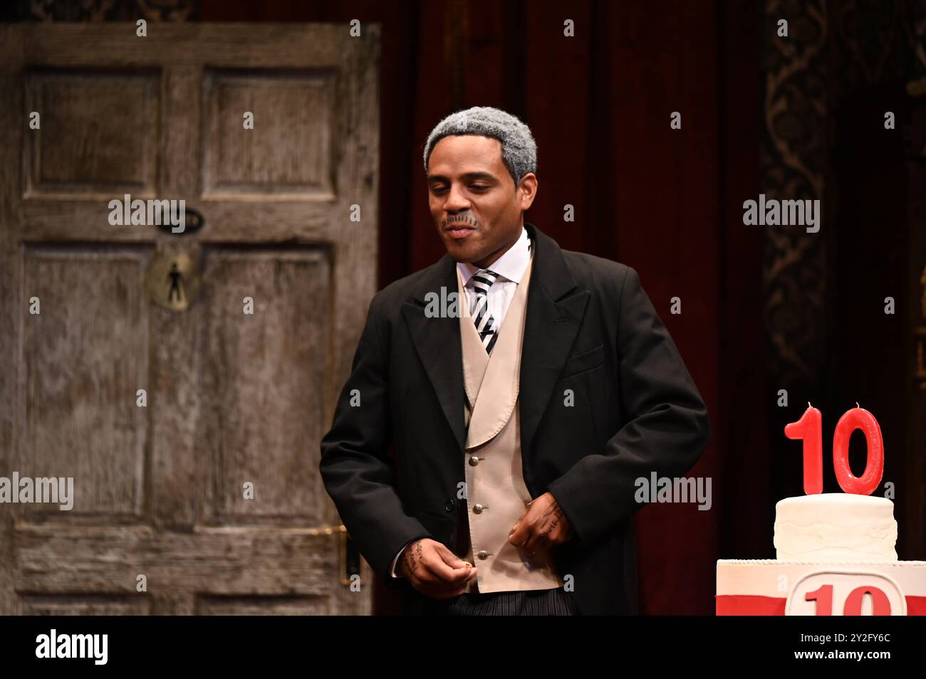 The Play That Goes Wrong, the Olivier and Tony Award-winning smash hit ...