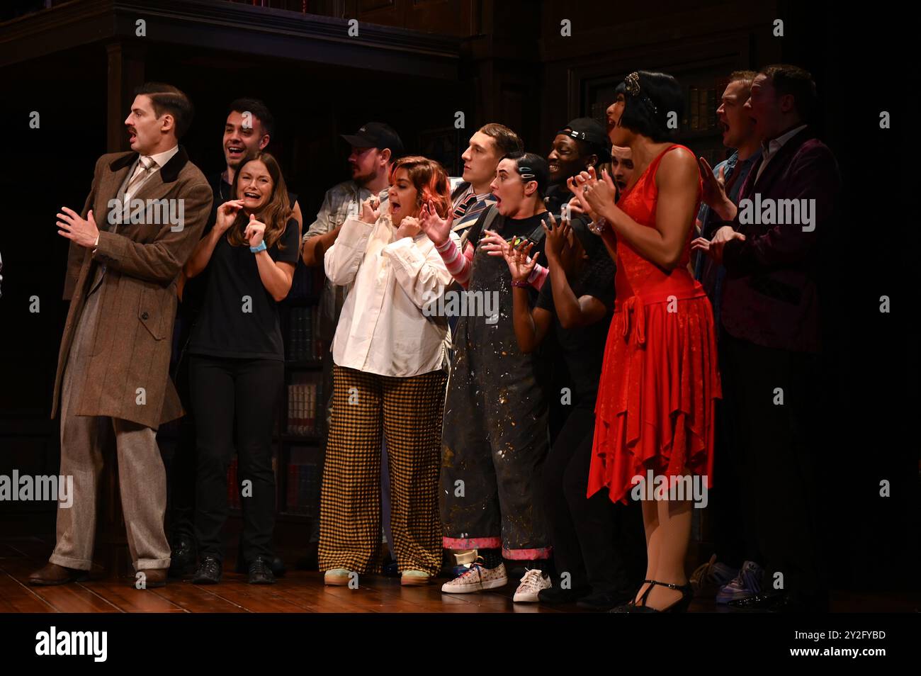 Hannah sinclair robinson hi-res stock photography and images - Alamy