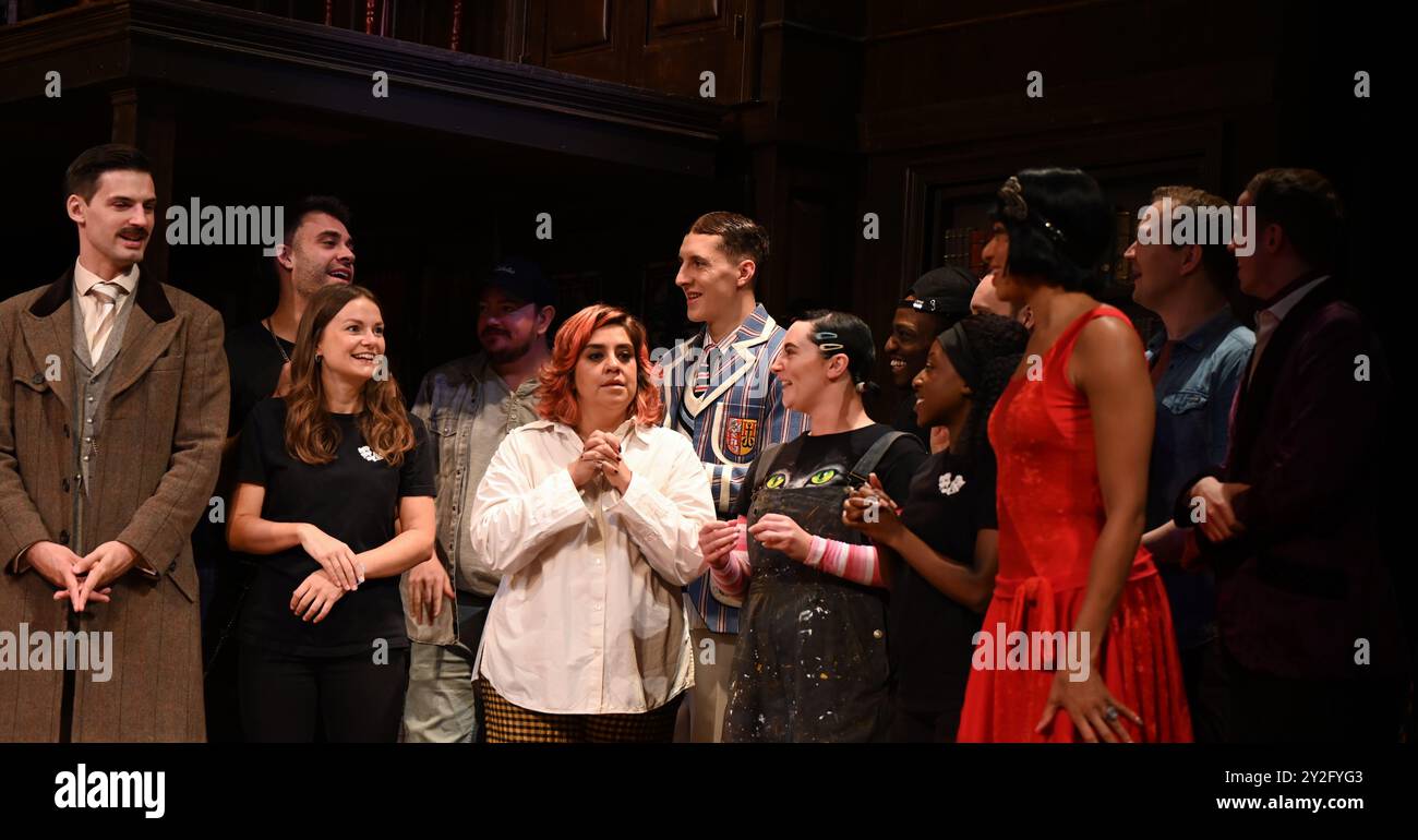 The Play That Goes Wrong, the Olivier and Tony Award-winning smash hit ...