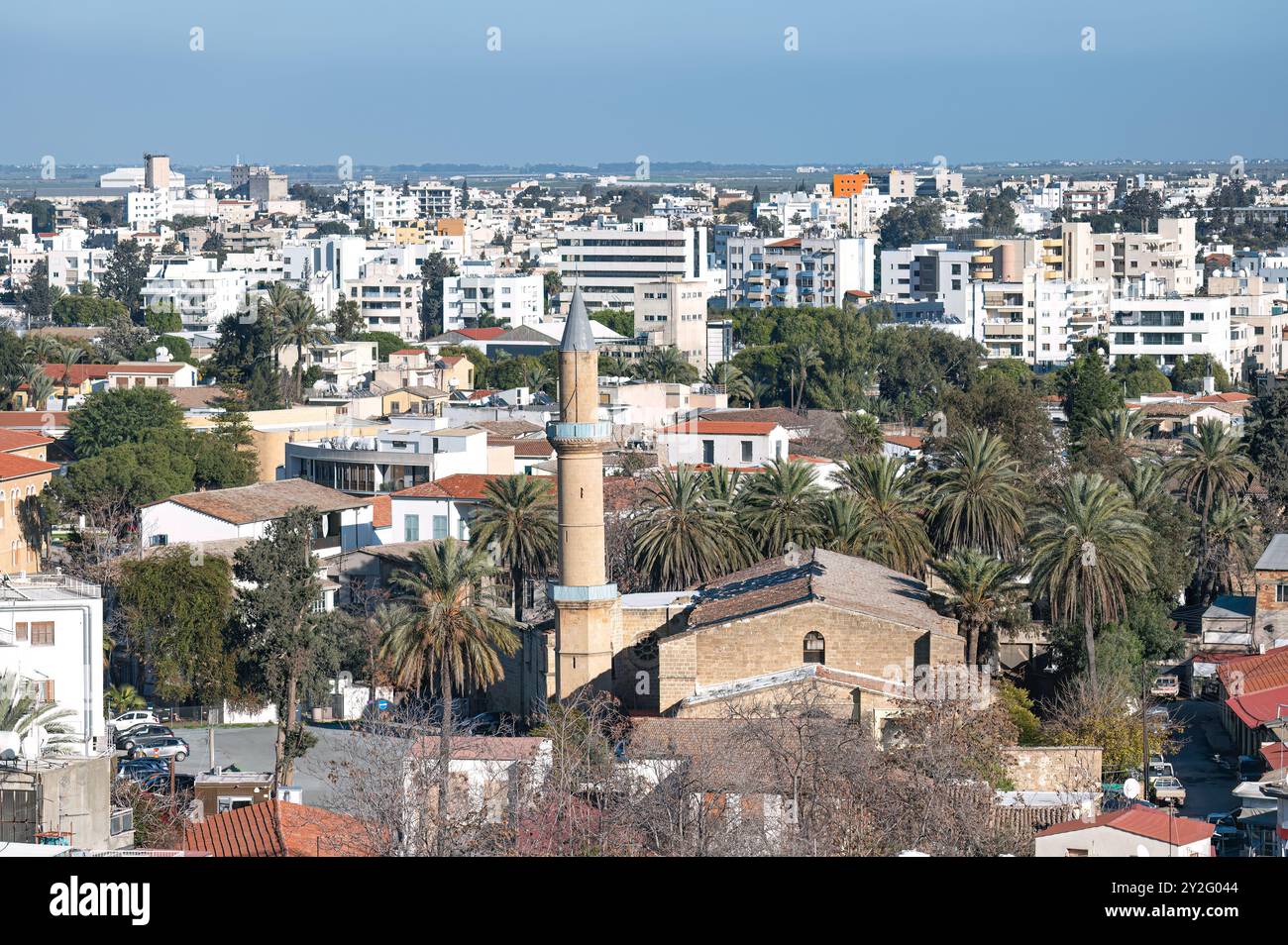 Bayraktar Mosque towering over the sprawling city of Nicosia, Cyprus Stock Photo - Alamy