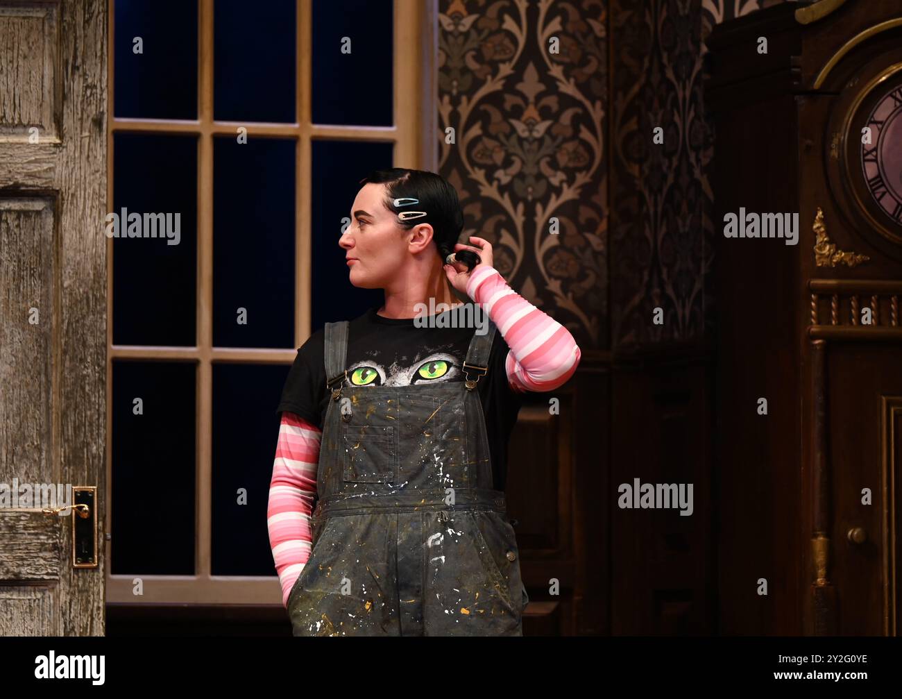 The Play That Goes Wrong, the Olivier and Tony Award-winning smash hit ...