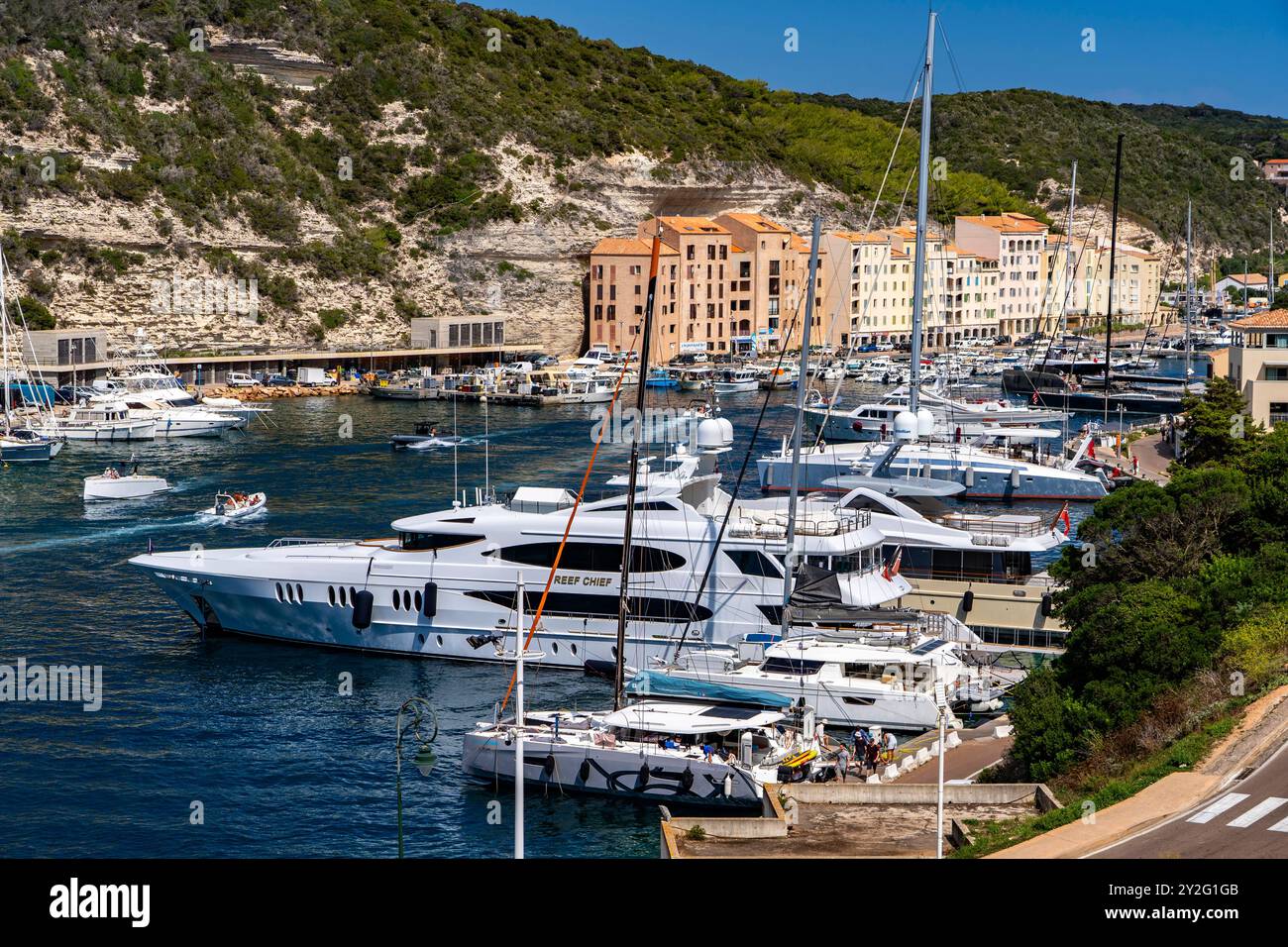 Port de Bonifacio, Corscia - harbour in Bonifacio Stock Photo - Alamy