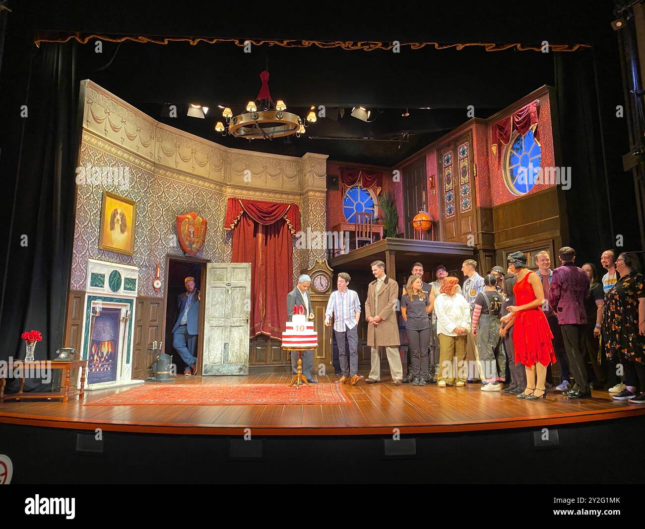 The Play That Goes Wrong, the Olivier and Tony Award-winning smash hit ...