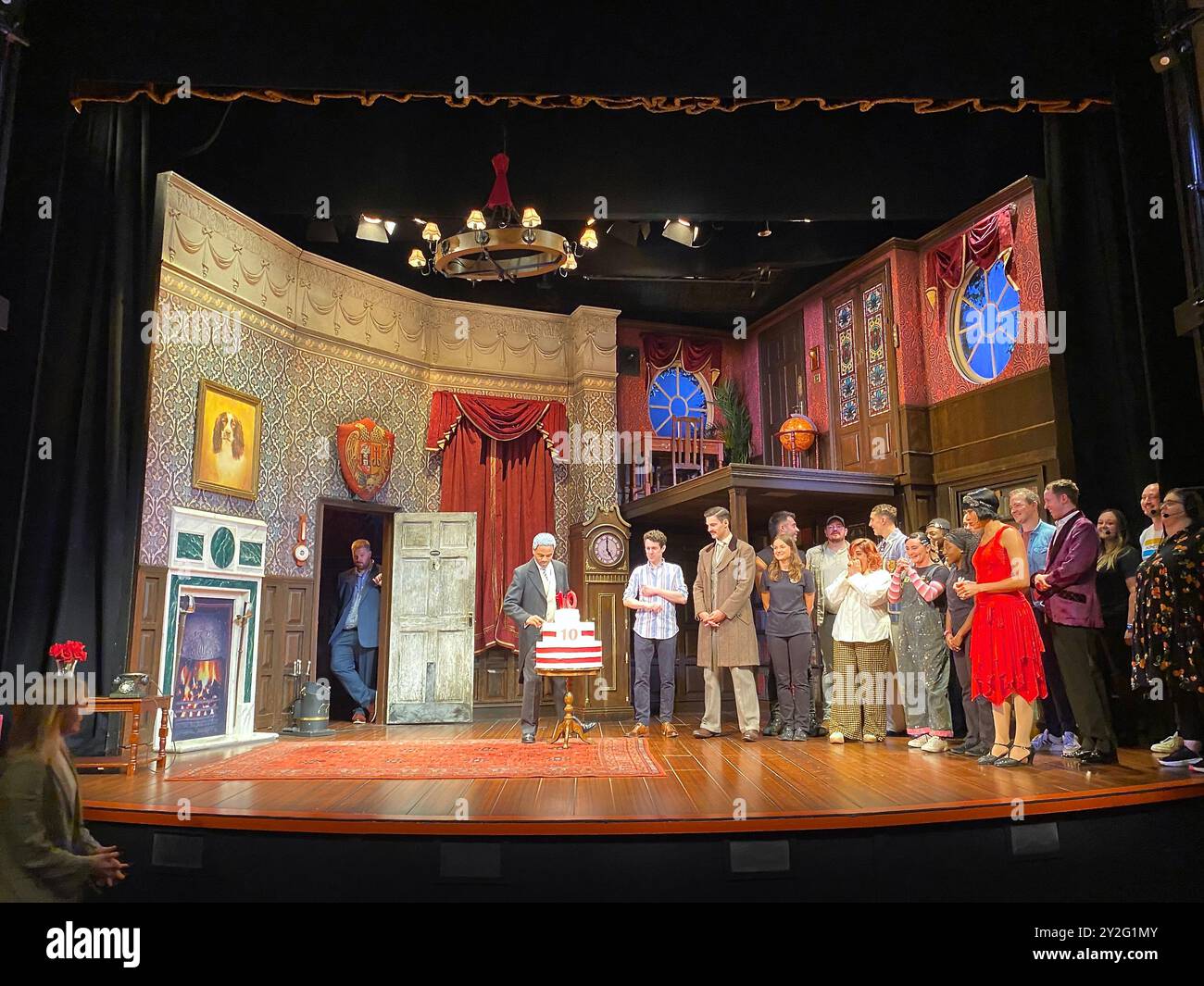 The Play That Goes Wrong, the Olivier and Tony Award-winning smash hit ...