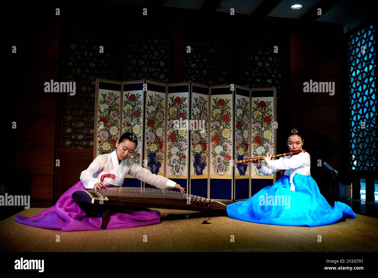 Traditional concert. Seoul. South Korea Stock Photo - Alamy