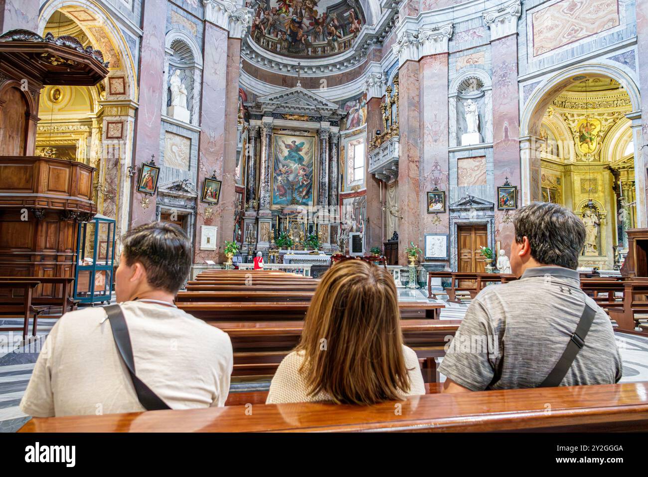 Sitting pew altar pulpit hi-res stock photography and images - Alamy