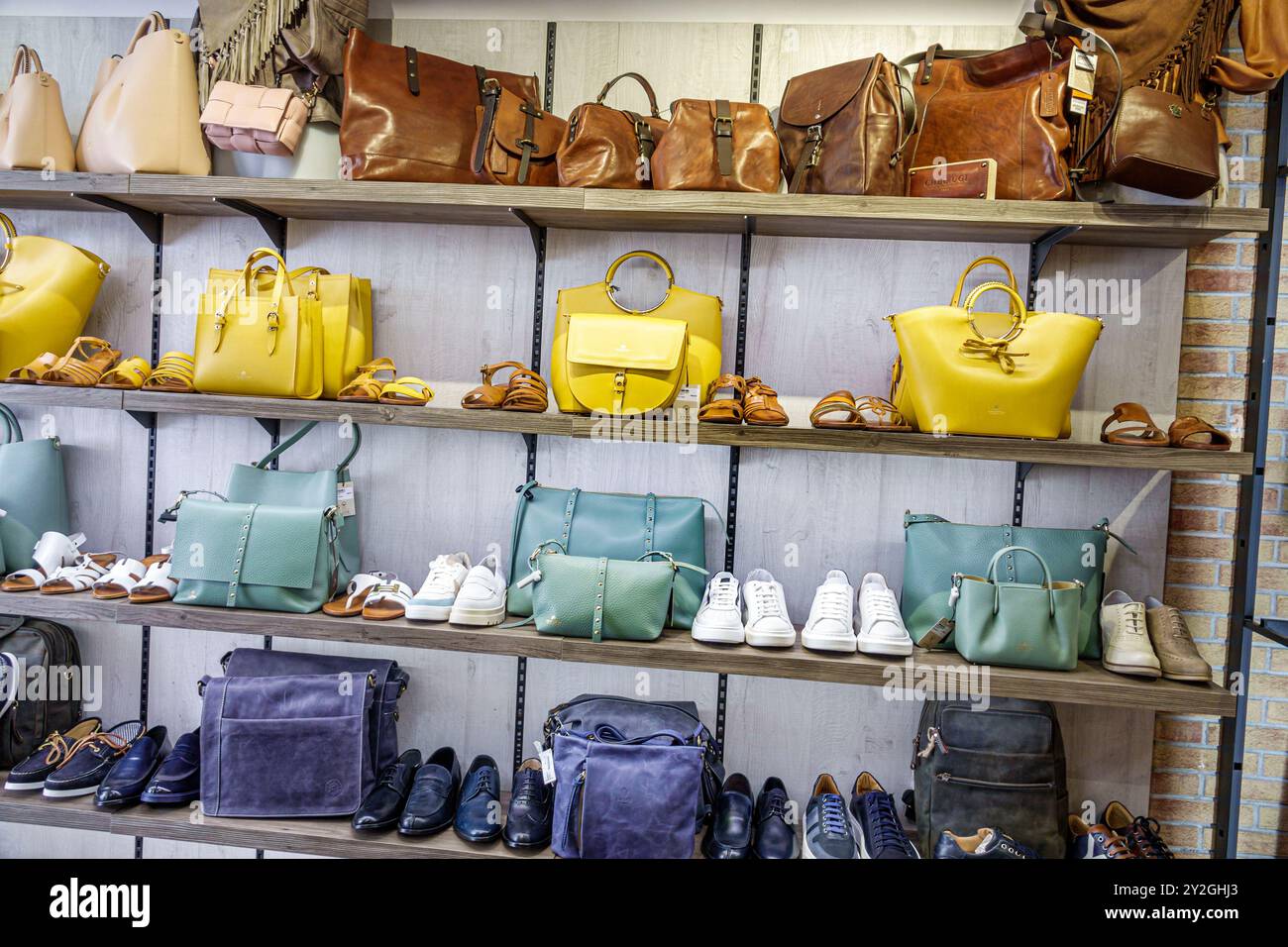 Rome Italy,Via della Croce,Florence Moon Pelletteria,leather goods ...