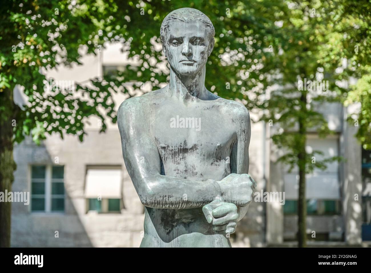 Statue von Richard Scheibe, Bundesministerium der Verteidigung ...