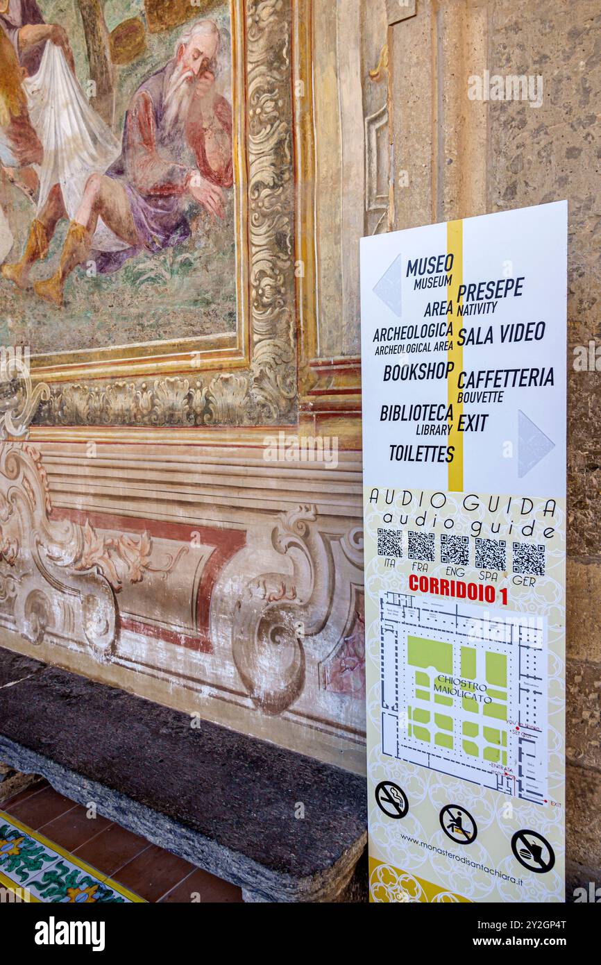 Portico sign map floor plan hi-res stock photography and images - Alamy