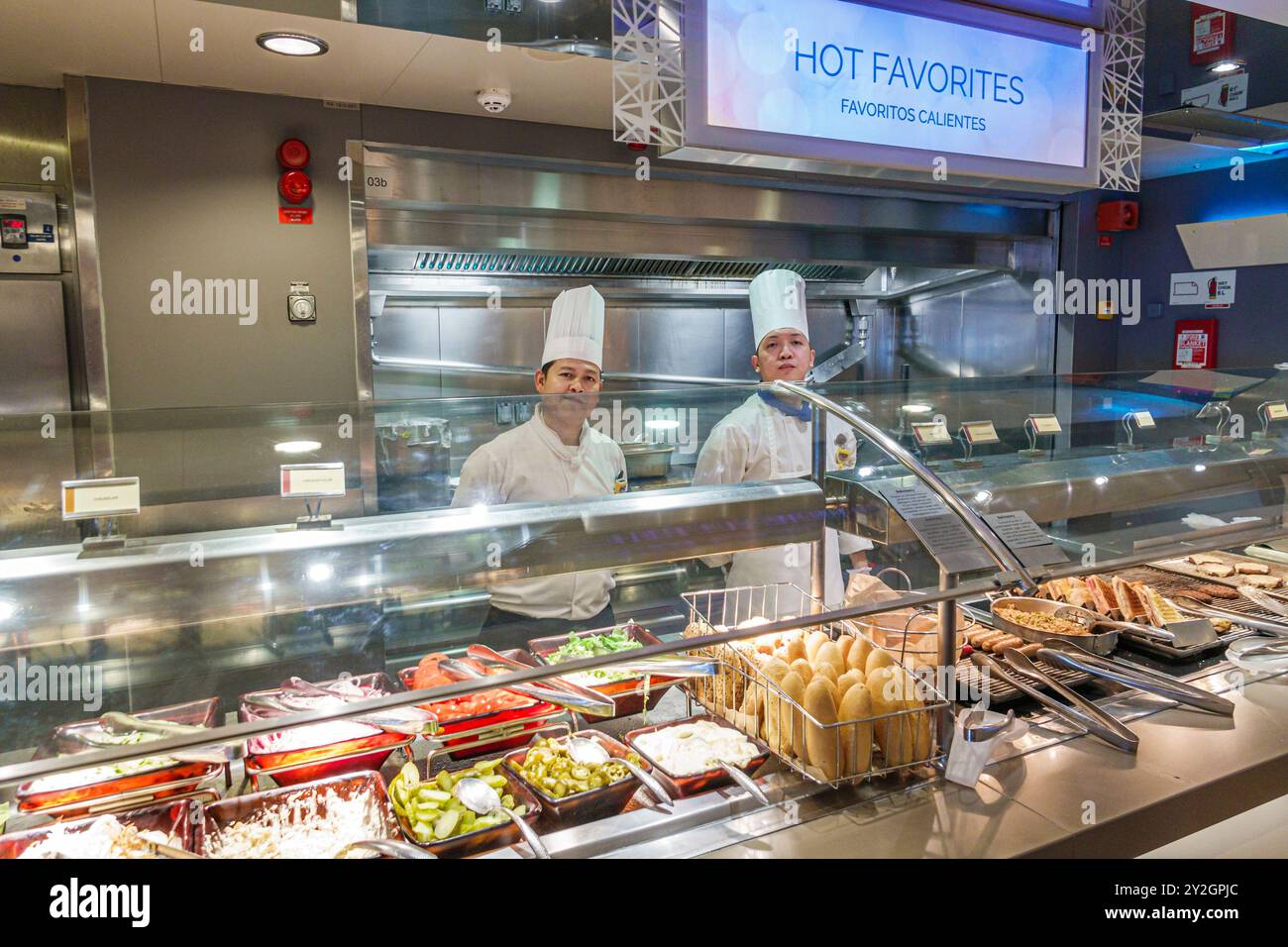 Napoli chefs hi-res stock photography and images - Alamy