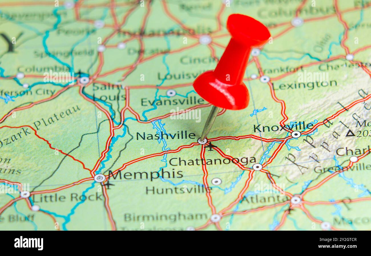 Tennessee map on road hi-res stock photography and images - Alamy