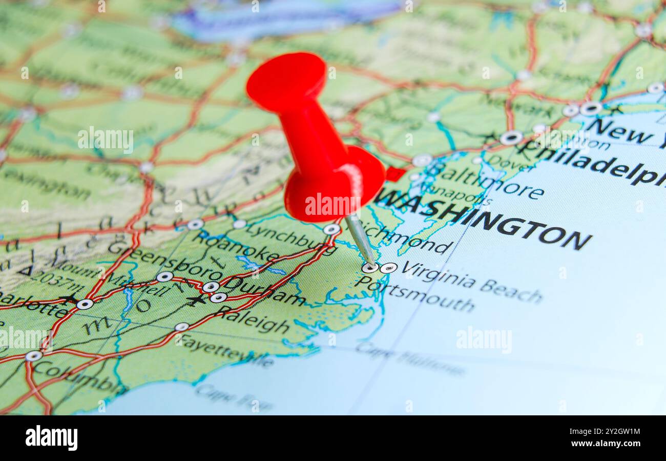 Portsmouth, New Hampshire pin on map Stock Photo - Alamy