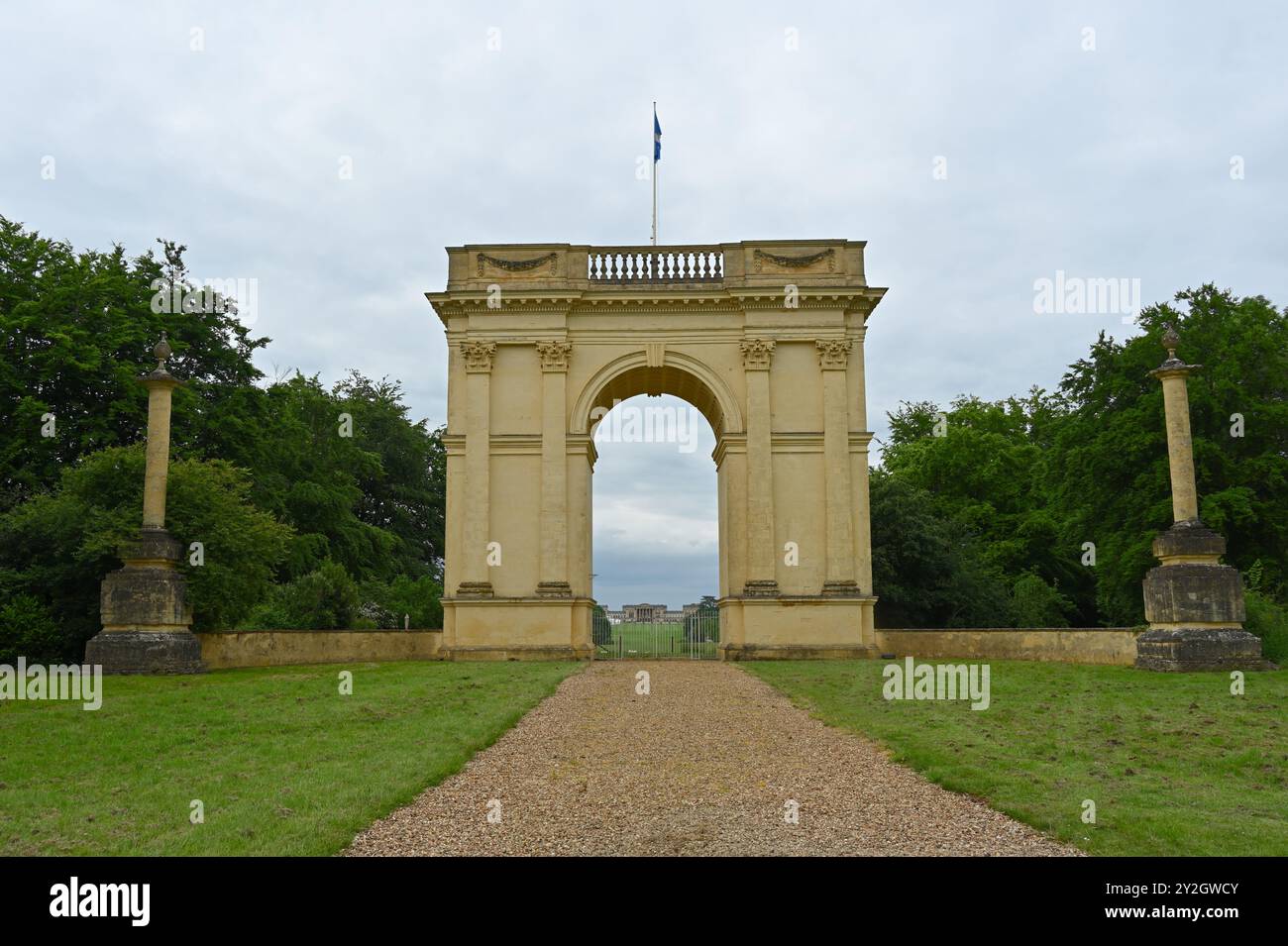 Corinthian arch at Georgian Landscape garden and park National Trust ...