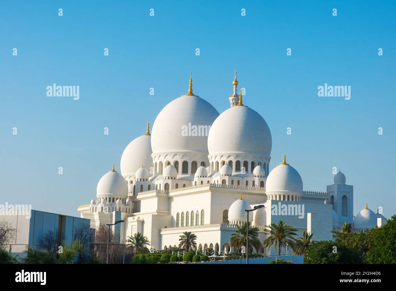 View of Sheikh Zayed Grand Mosque in Abu Dhabi, UAE, one of the largest ...