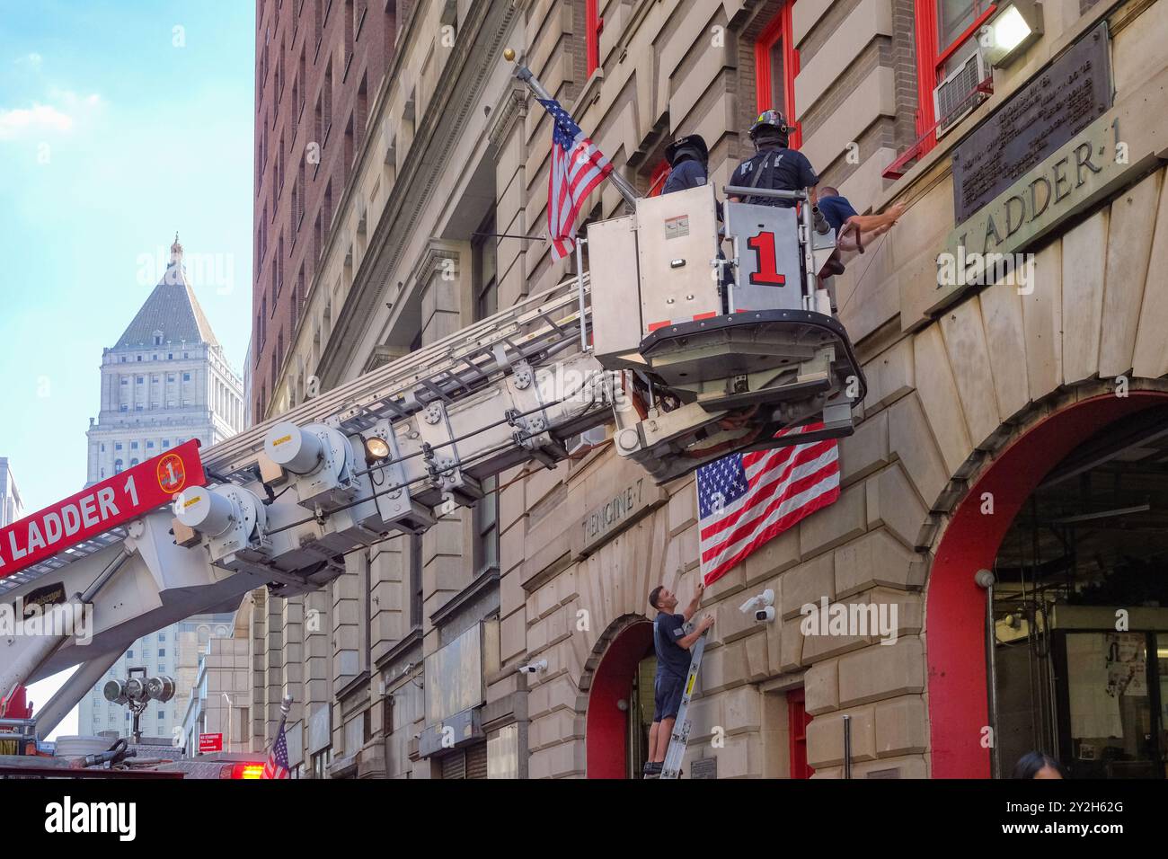 Nyfd 343 hi-res stock photography and images - Alamy