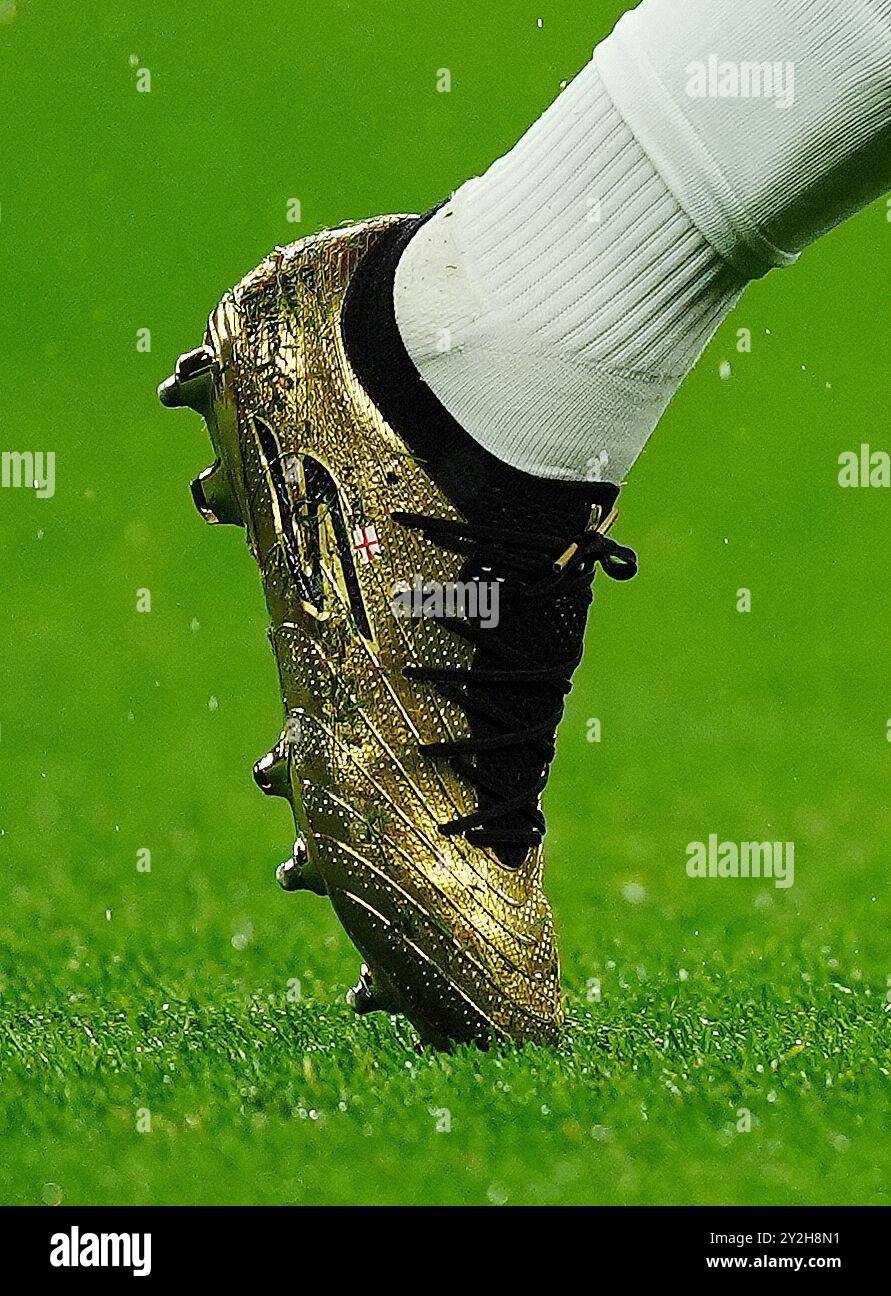 Detailed view of gold boots worn by England's Harry Kane to mark 100 ...