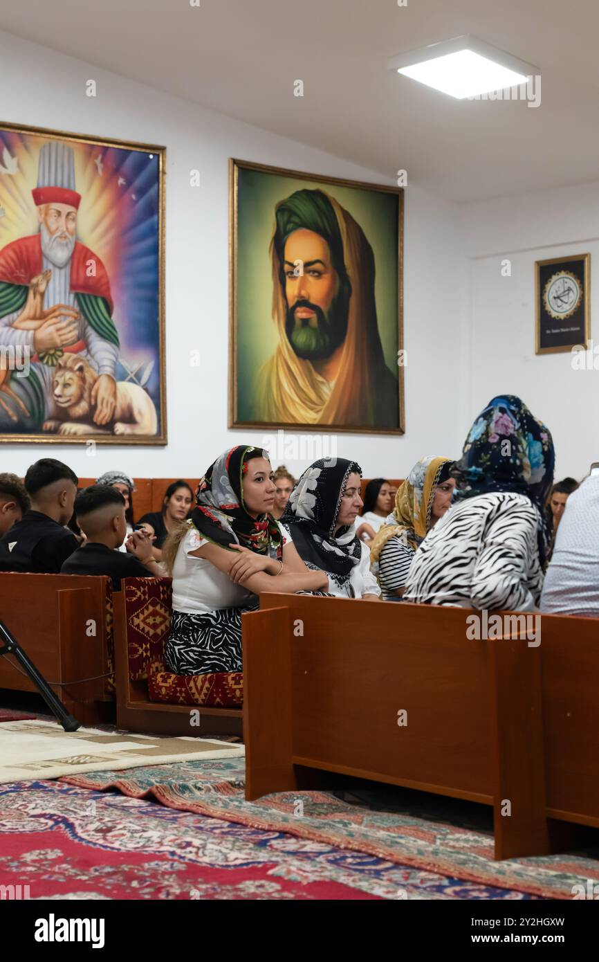 Alevi hi-res stock photography and images - Alamy