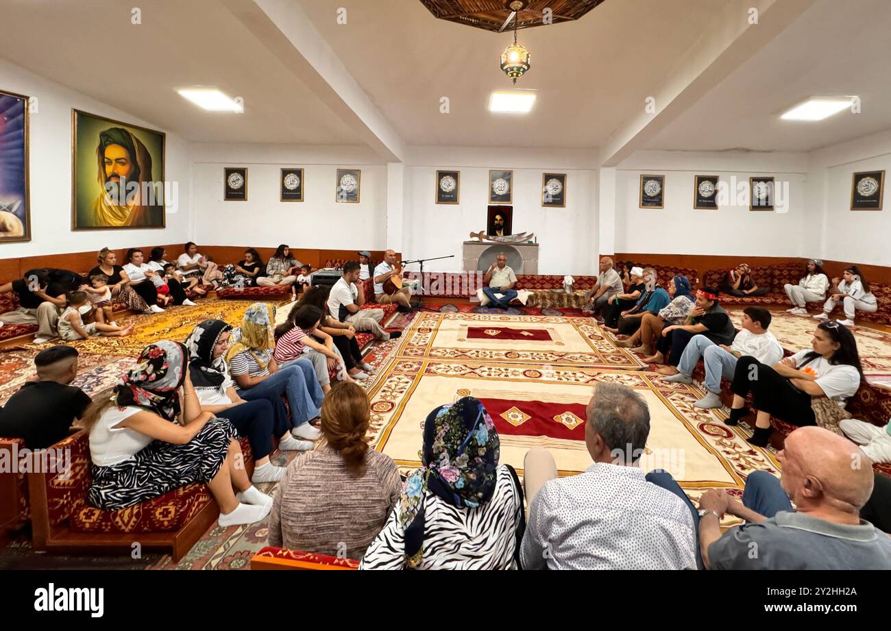 Alevi hi-res stock photography and images - Alamy