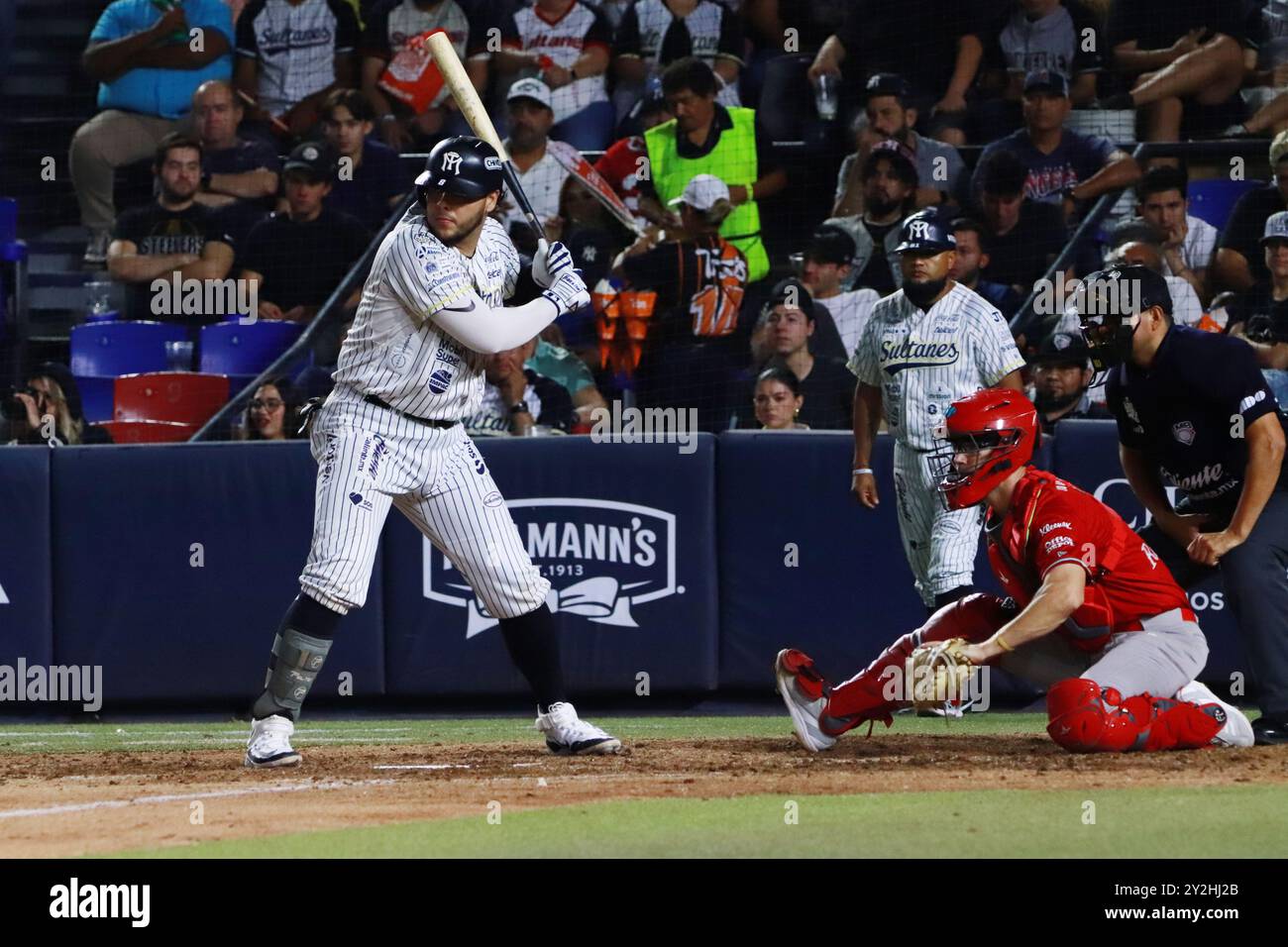 Monterrey, Mexico. 09th Sep, 2024. Carlos Soto #8 of Sultanes de ...
