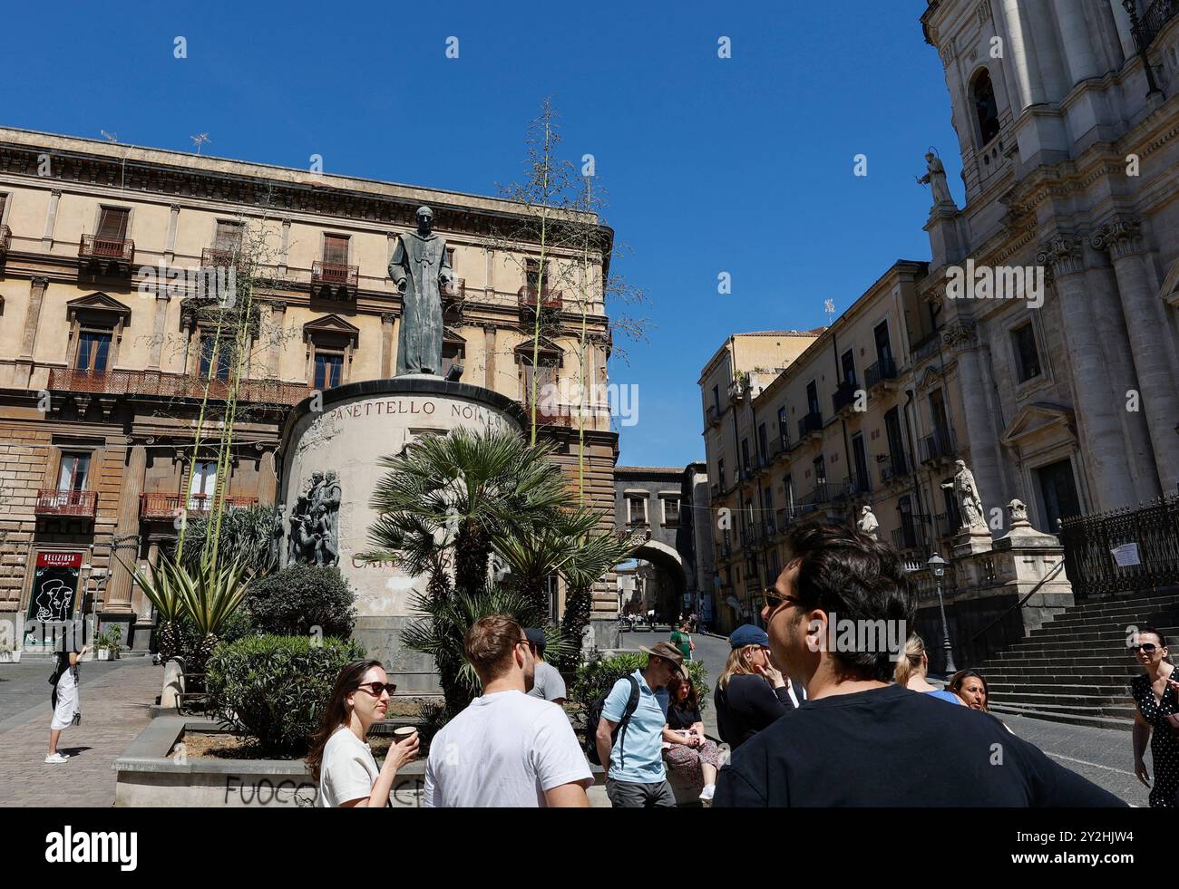 Piazza San Francesco d'Assisi square in Catania, Sicily, Italy Stock ...