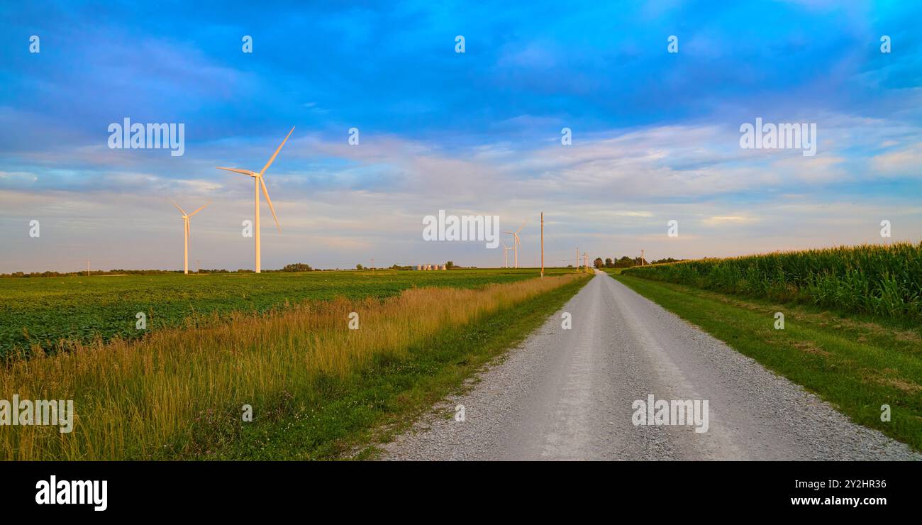Missouri usa windmill landscape hi-res stock photography and images - Alamy