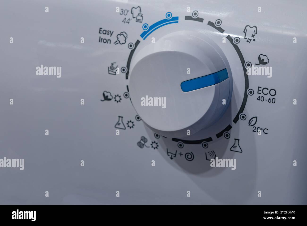 Selection of washing programs in a washing machine, setting the washing ...