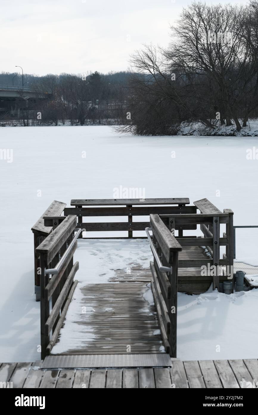 Michigan ann arbor gallup park hi-res stock photography and images - Alamy