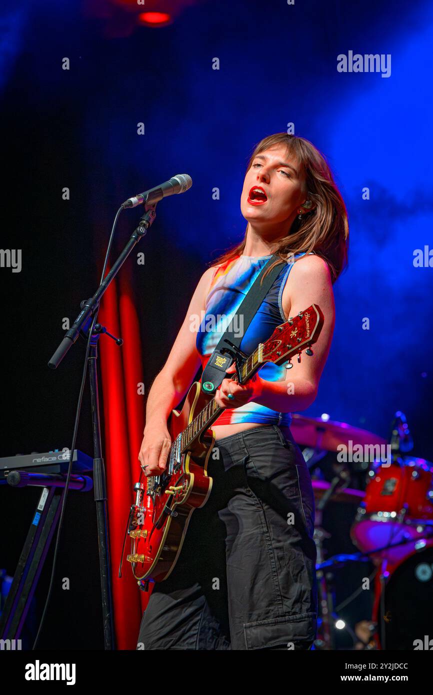 Angie McMahon an Australian singer-songwriter n concert Stock Photo - Alamy