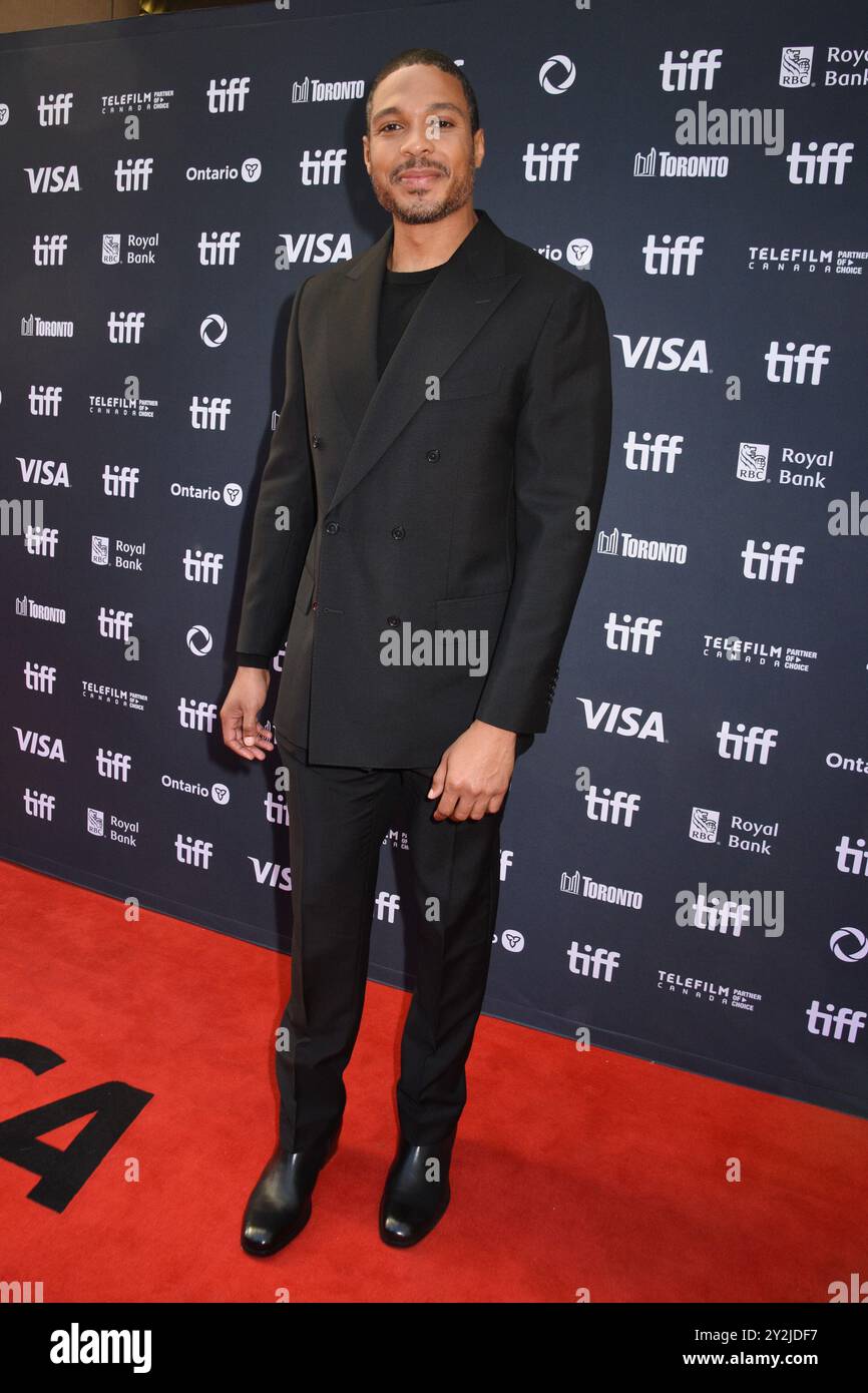 TORONTO, ON: SEPTEMBER 10: Ray Fisher at The Piano Lesson red carpet at ...