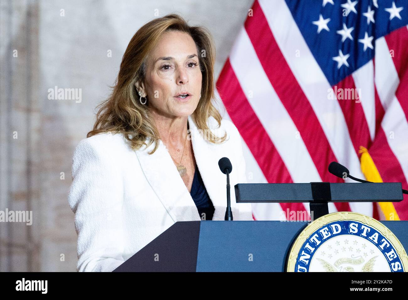 Representative lisa mcclain hi-res stock photography and images - Alamy
