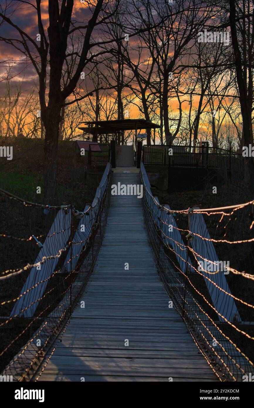Columbus Junction Swinging Bridge Stock Photo - Alamy