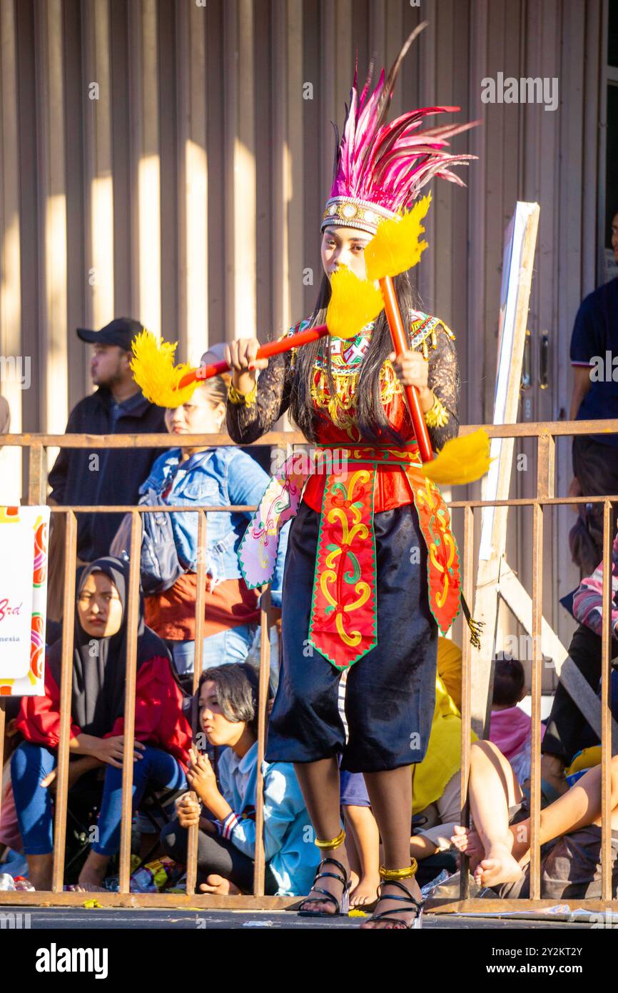 Gintur dance hi-res stock photography and images - Alamy