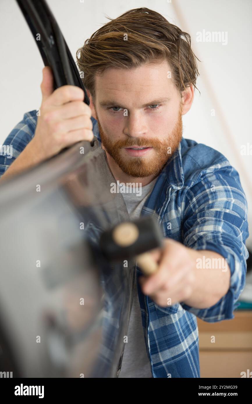 portrait of a car body-shop worker Stock Photo - Alamy