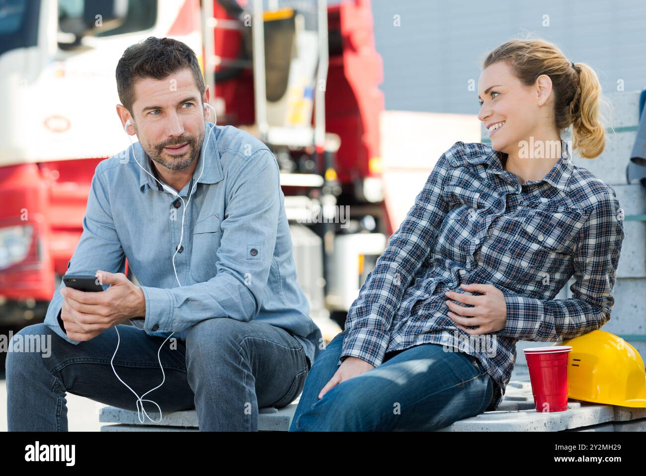 Portrait happy man lift heavy hi-res stock photography and images - Alamy