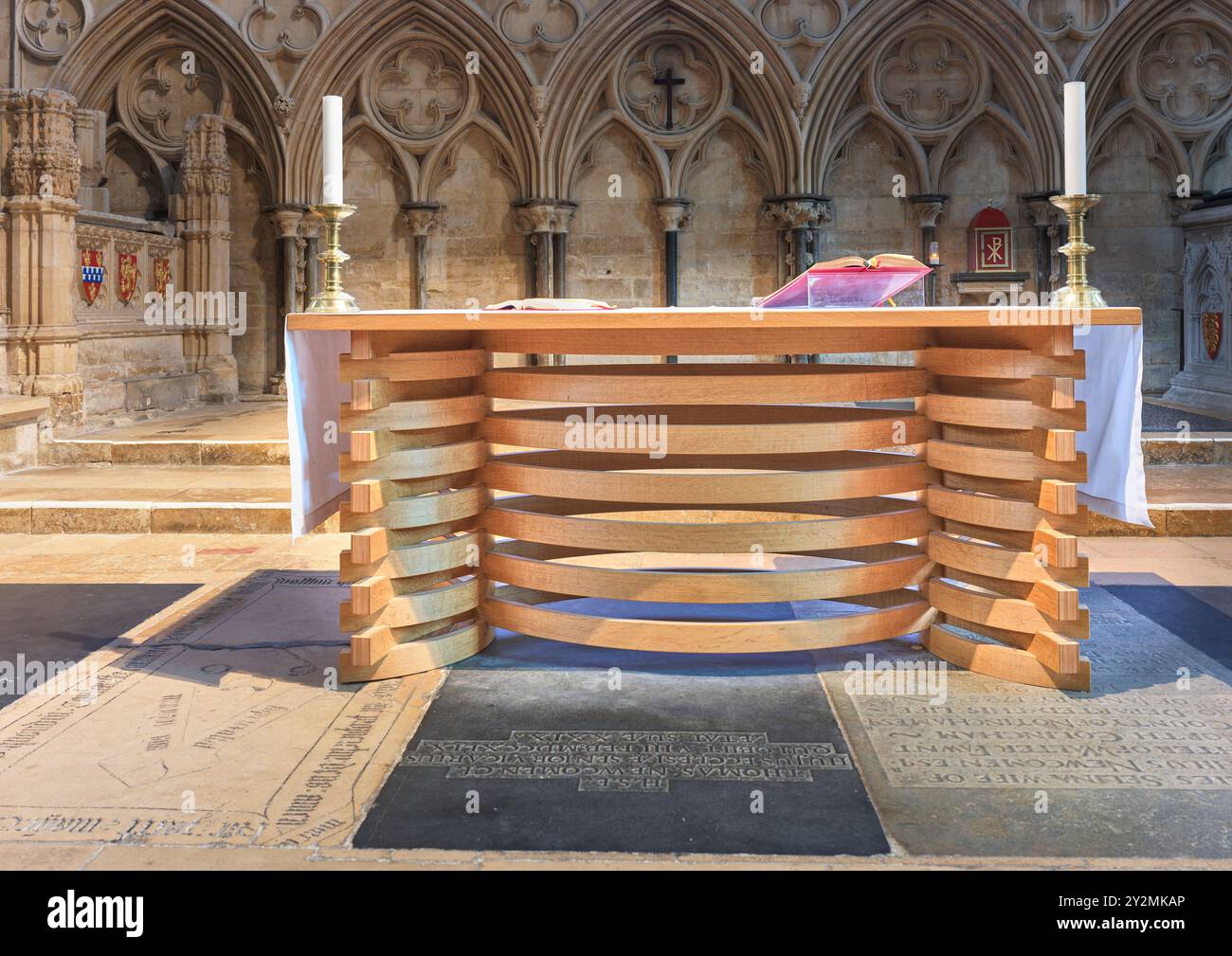 Altar in the east end of the gothic cathedral at Lincoln, England Stock ...