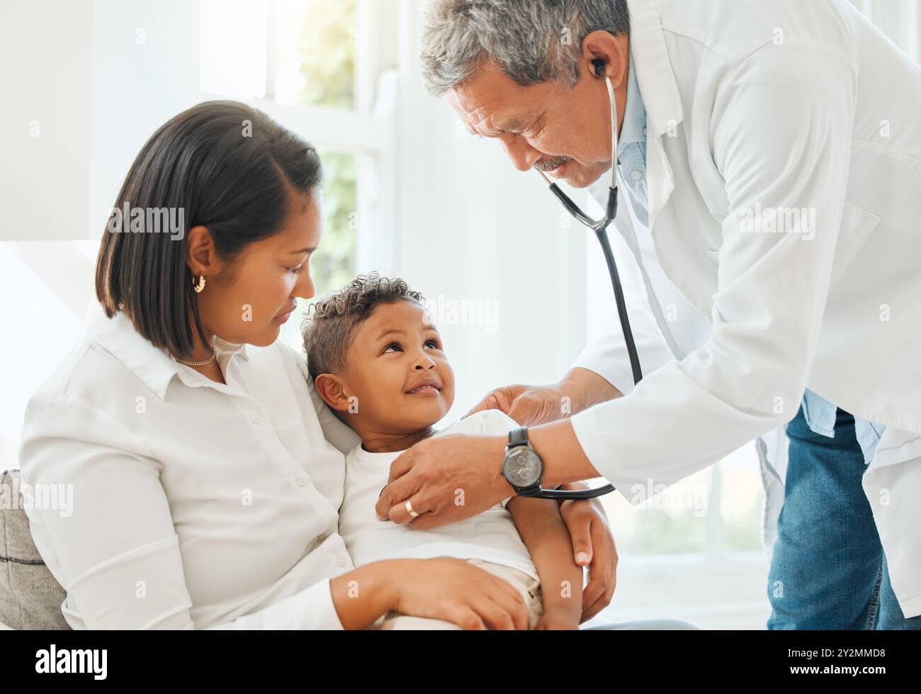 Nurse child home visit mother hi-res stock photography and images - Alamy
