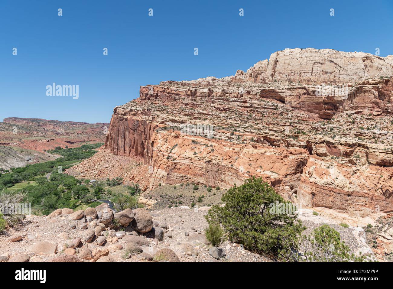 Capitol Reef National Park from the top of the Cohab Canyon Trail, Utah ...